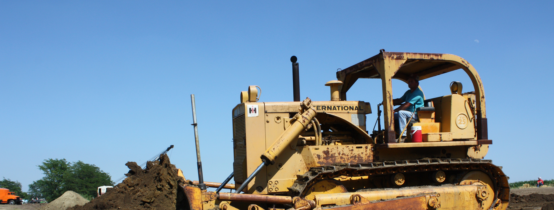 Rough & Final Grading Services for Home Builders l Dirtwirx Inc.